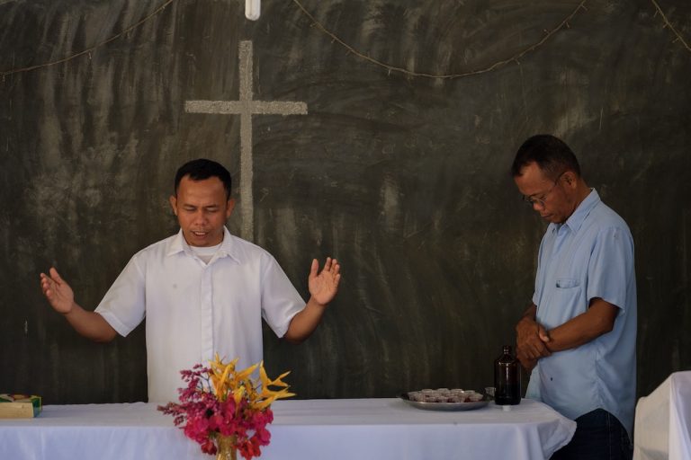 Teaching with the Tagakaulo Tribe Photo Gallery - LCMS International ...