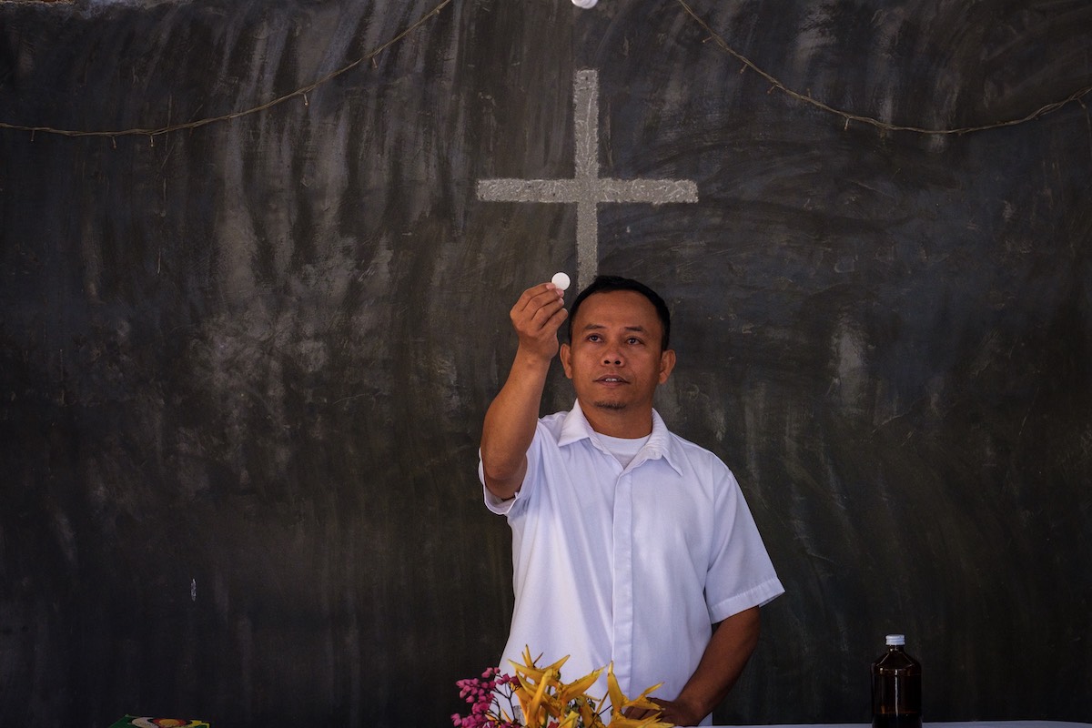 Teaching with the Tagakaulo Tribe Photo Gallery - LCMS International ...
